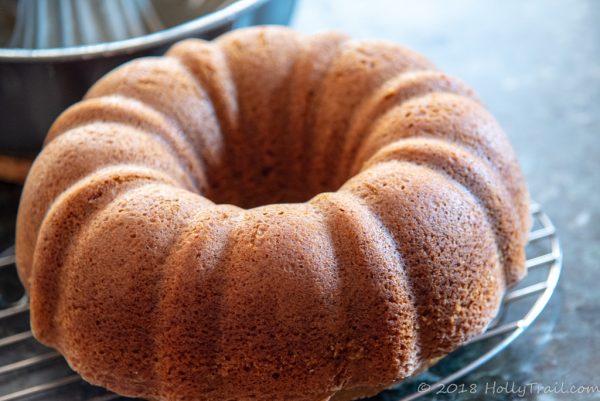 Ukrainian-Polish Honey Cake (Medivnyk/Miodownik)